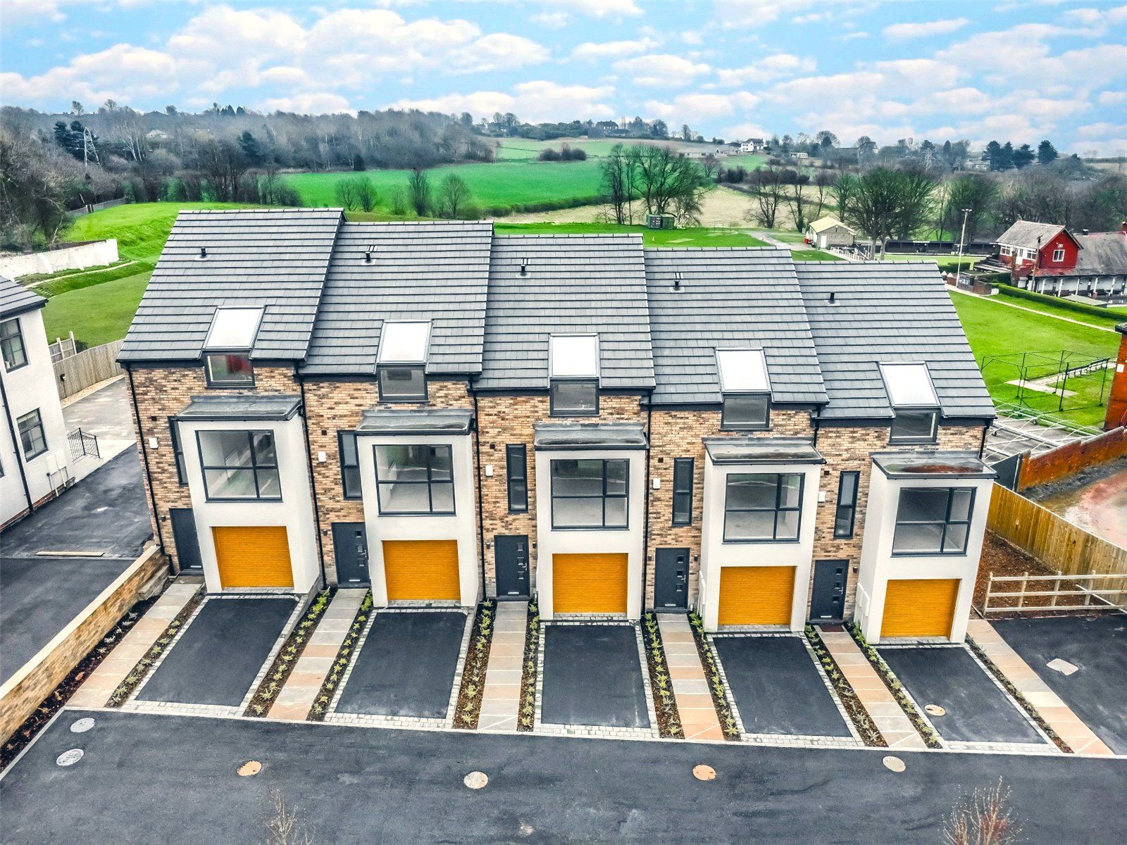 Benefits of Buying a New Build Home - Robert Watts Estate Agents